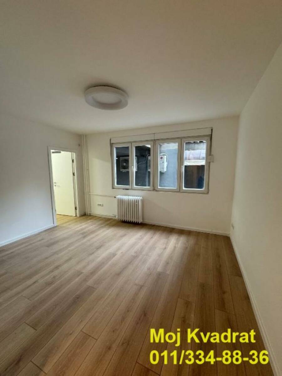 Jednoiposoban stan, Beograd - Cvetni Trg | Izdavanje · 32m² · 700€