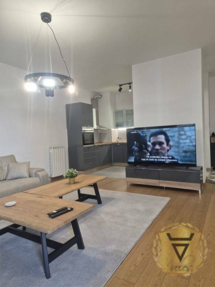 Trosoban stan, Beograd - Blok 65 | Izdavanje · 108m² · 1.800€