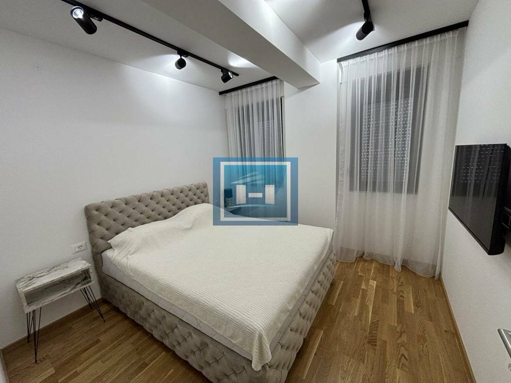 Jednoiposoban stan, Jagodina | Izdavanje · 45m² · 400€
