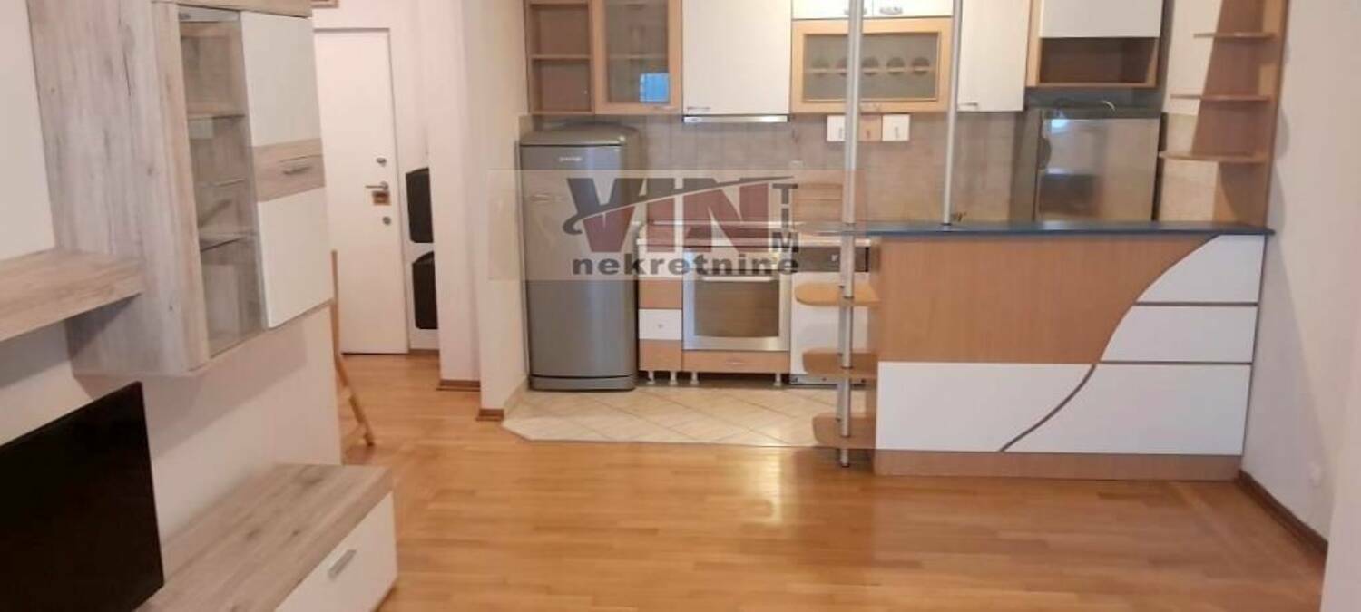 Dvoiposoban stan, Beograd | Izdavanje · 64m² · 700€