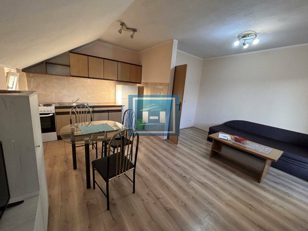Dvoiposoban stan, Jagodina | Izdavanje · 85m² · 250€