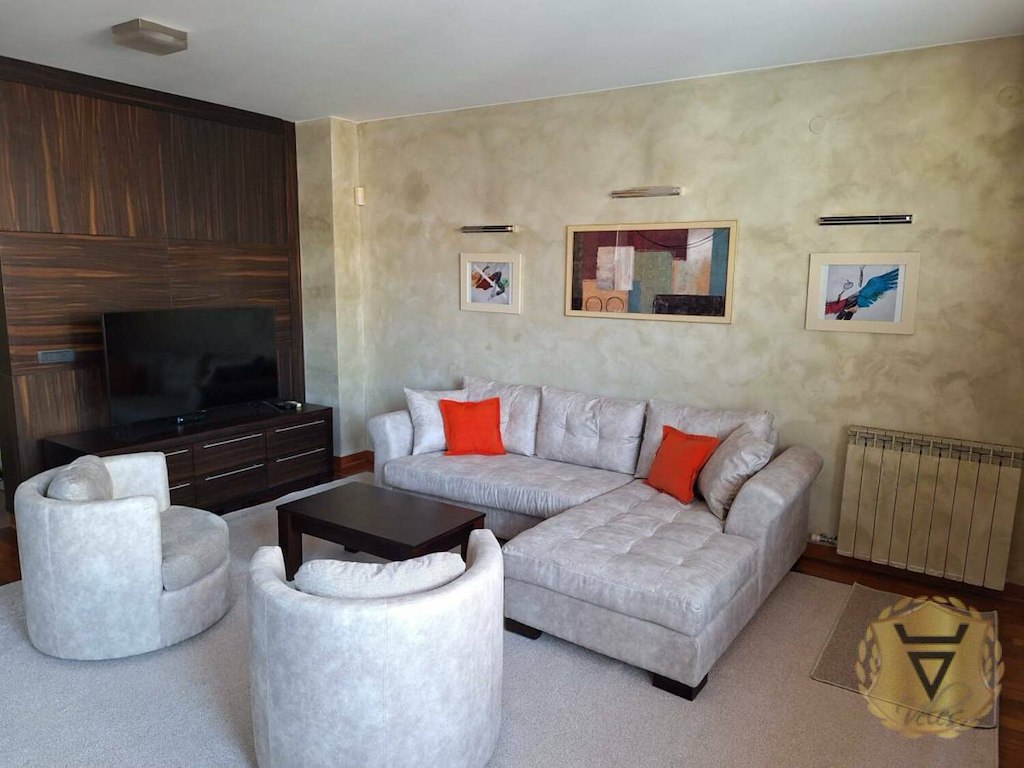 Trosoban stan, Beograd - Hram Sv. Save | Izdavanje · 90m² · 1.500€