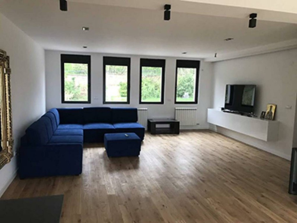 Stan, Beograd - Lisičji Potok | Izdavanje · 300m² · 3.000€