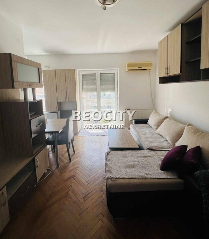 Trosoban stan, Novi Sad - Centar | Izdavanje · 48m² · 400€