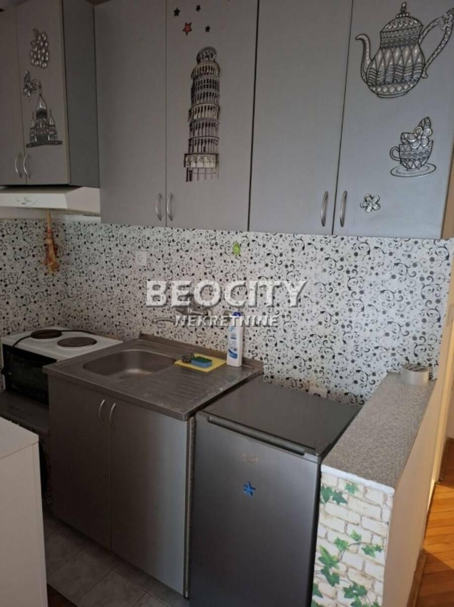 Jednosoban stan, Beograd - Žarkovo | Izdavanje · 22m² · 300€