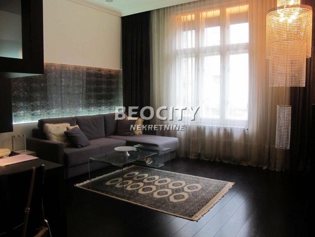 Trosoban stan, Beograd - Centar (uži) | Izdavanje · 83m² · 1.500€