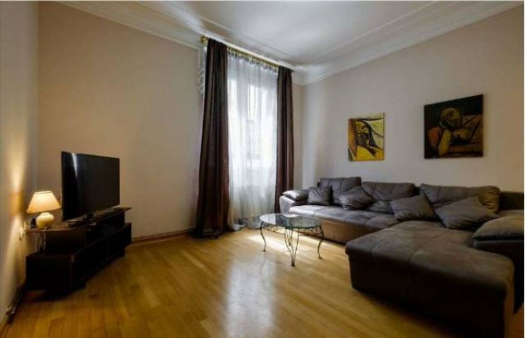 Stan, Beograd - Trg Republike | Izdavanje · 120m² · 2.200€