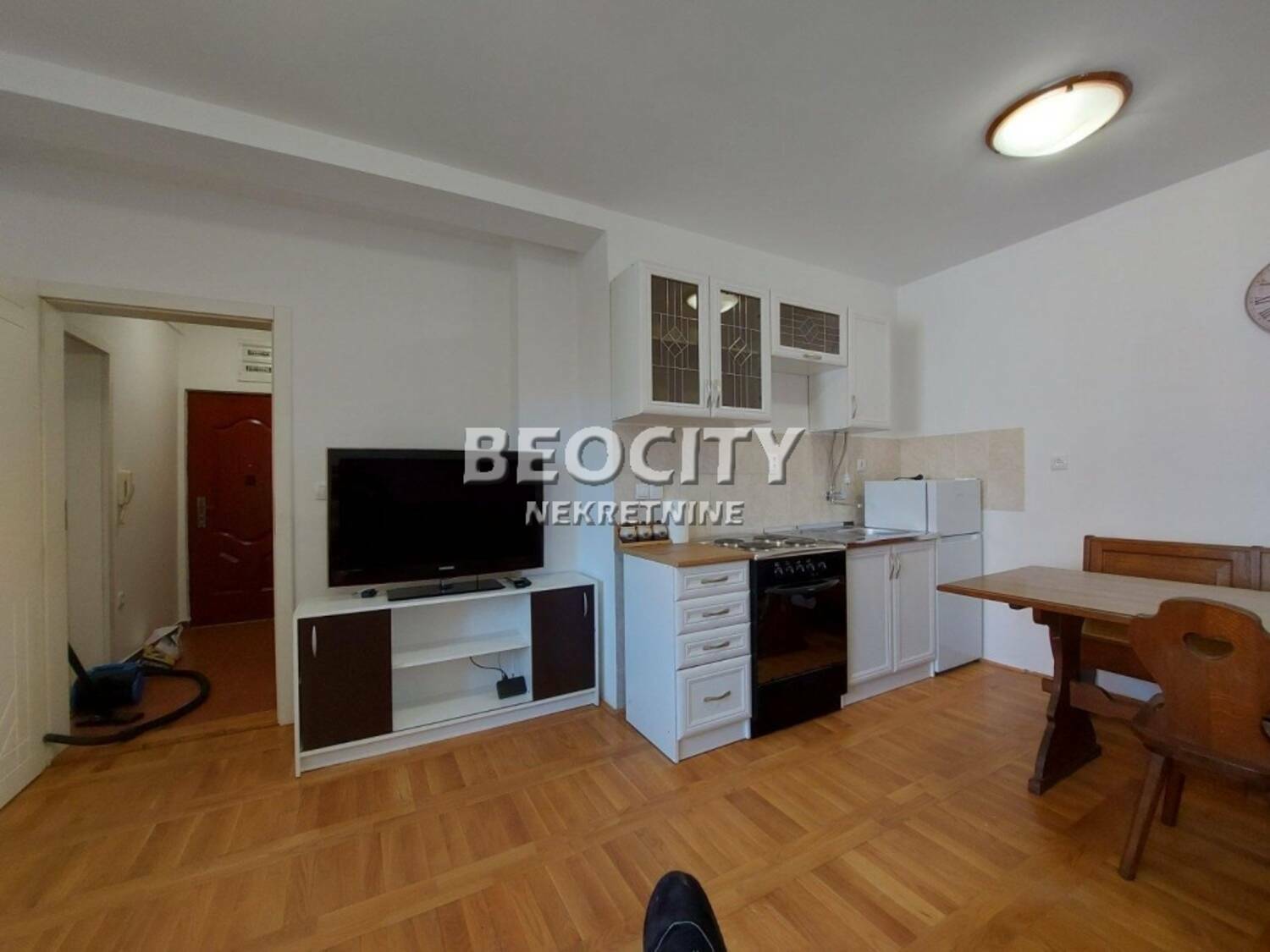 Dvosoban stan, Novi Sad - Centar | Izdavanje · 38m² · 370€