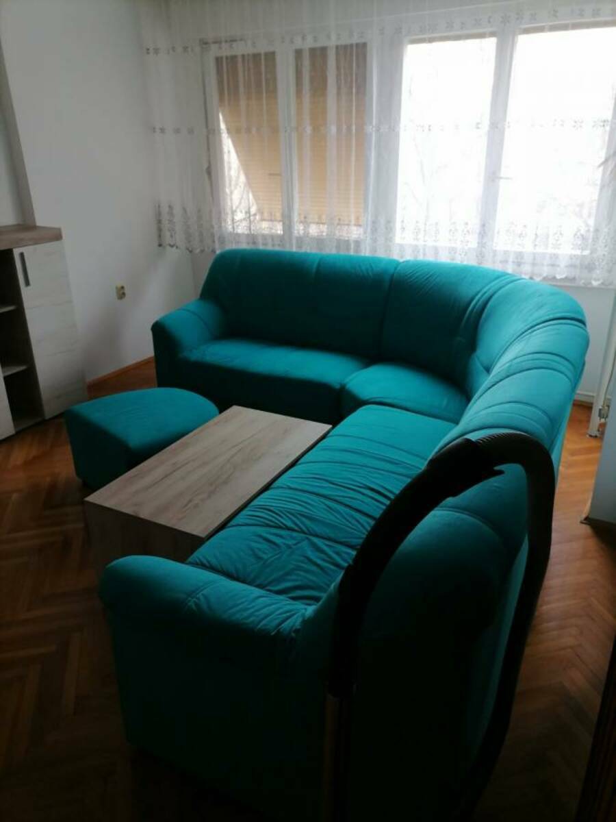 Trosoban stan, Niš - Bulevar Zona 3 | Izdavanje · 72m² · 400€