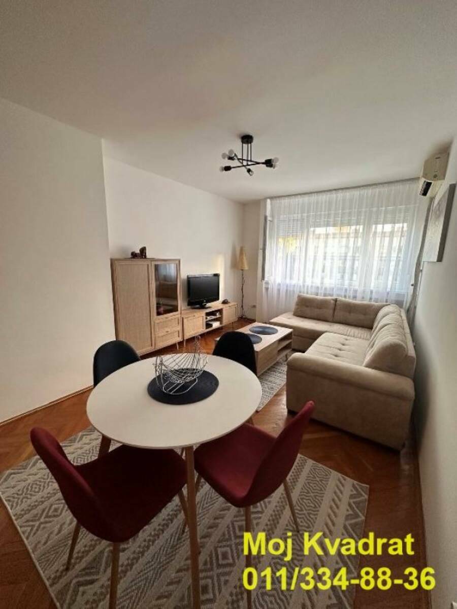 Jednoiposoban stan, Beograd - Centar (Palilula) | Izdavanje · 37m² · 550€