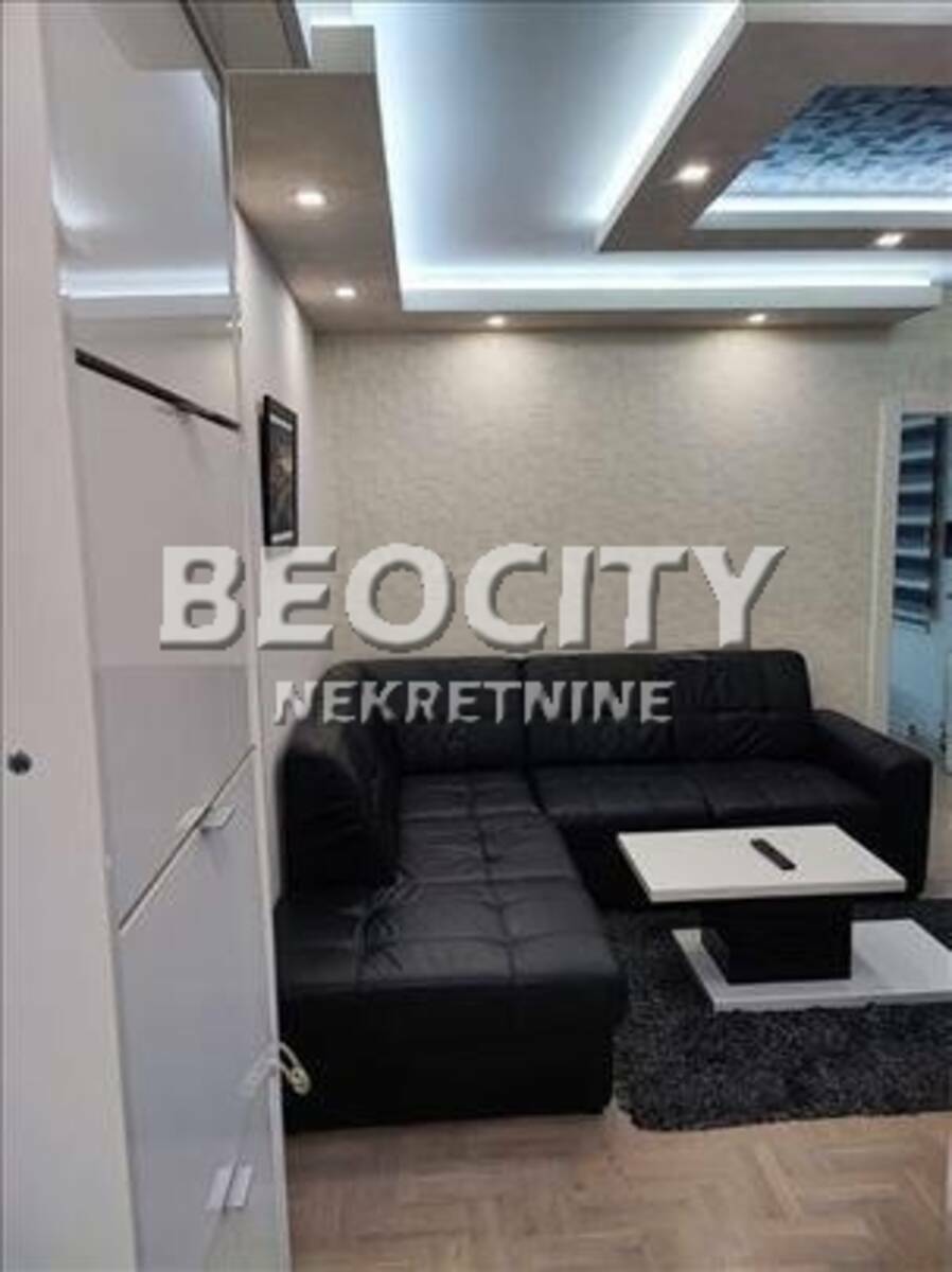 Dvosoban stan, Beograd - Vračar (centar) | Izdavanje · 42m² · 700€
