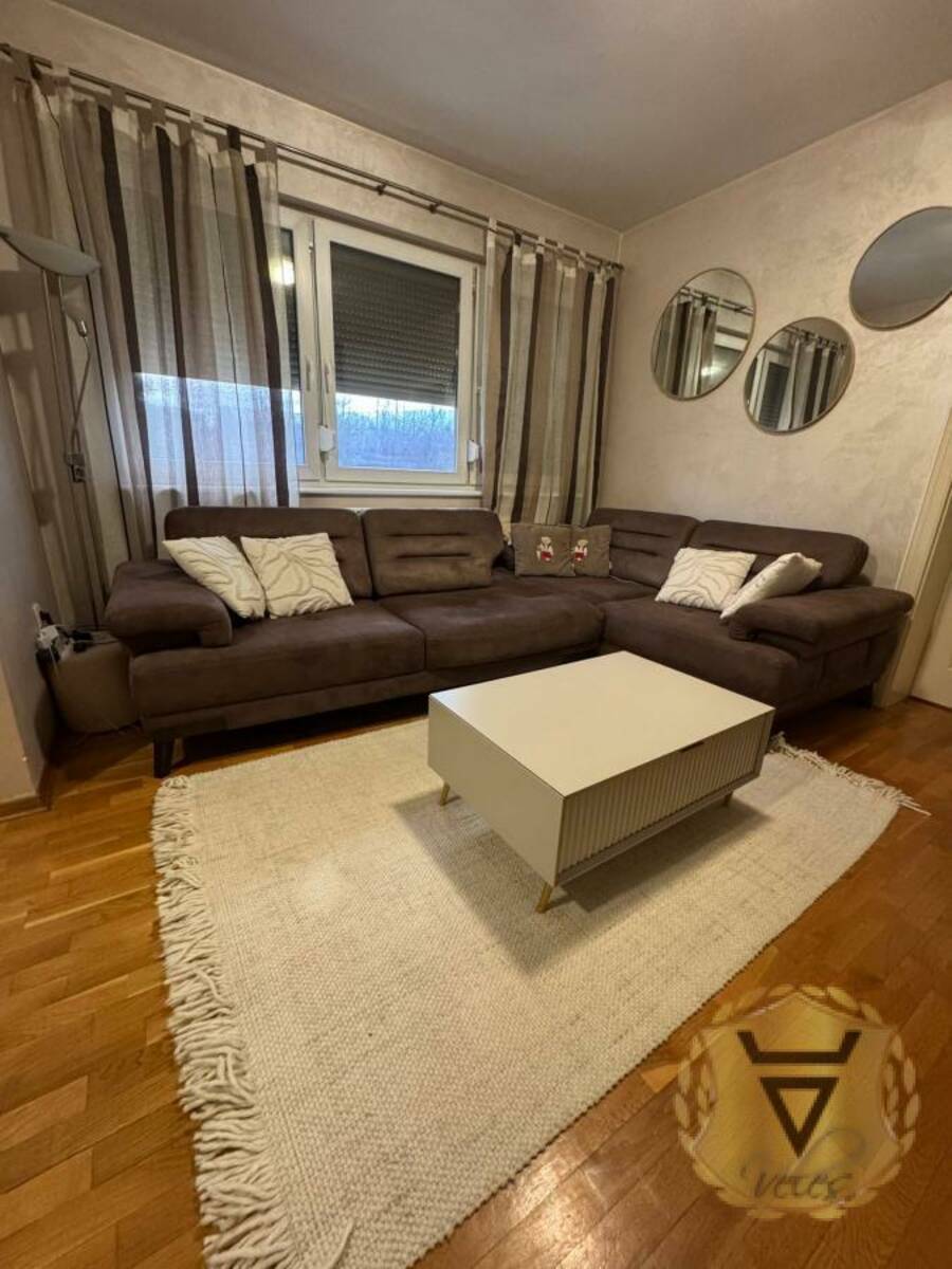Trosoban stan, Beograd - Saobraćajni fakultet | Izdavanje · 73m² · 1.000€