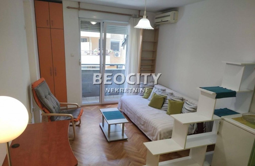 Jednosoban stan, Novi Sad - Centar | Izdavanje · 22m² · 330€