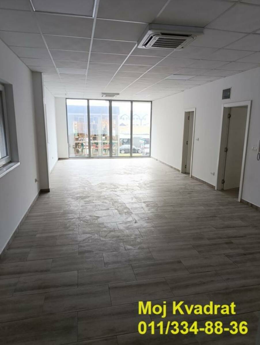 Poslovni prostor / Lokal, Beograd - Krnjača | Izdavanje · 205m² · 2.000€