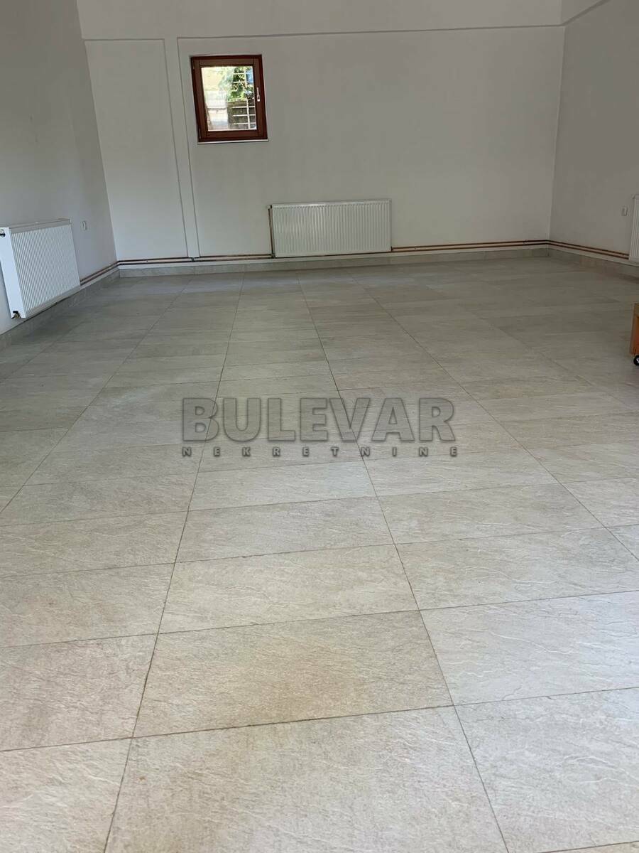 Poslovni prostor / Lokal, Niš - Palilula | Izdavanje · 46m² · 400€