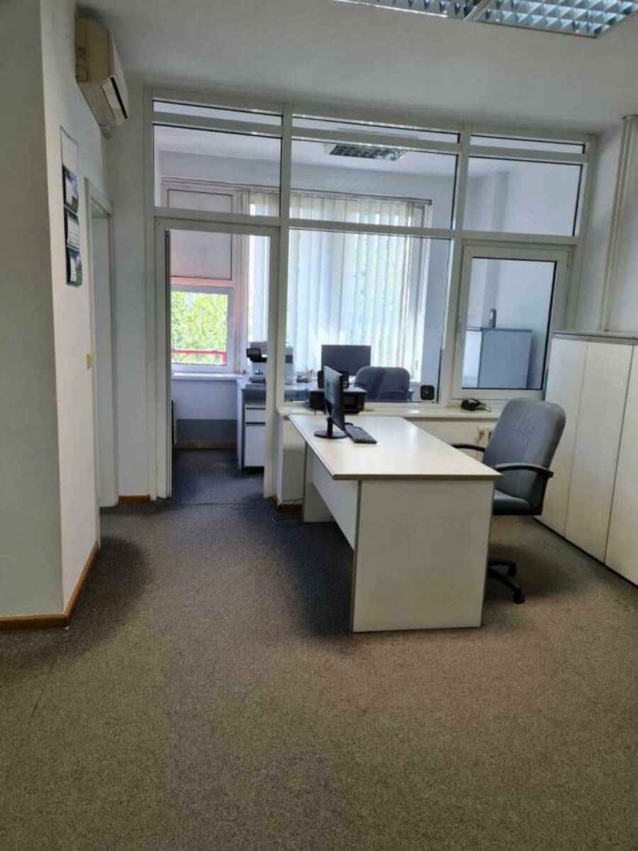 Poslovni prostor / Lokal, Beograd – Blok 10-- YUBC | Izdavanje · 60m² · 750€
