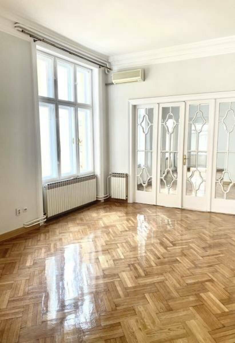 Poslovni prostor / Lokal, Beograd - Dorćol | Izdavanje · 238m² · 2.000€