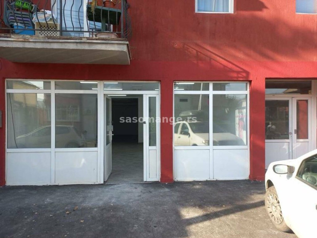 Poslovni prostor / Lokal, Beograd - Rakovica | Izdavanje · 97m² · 900€