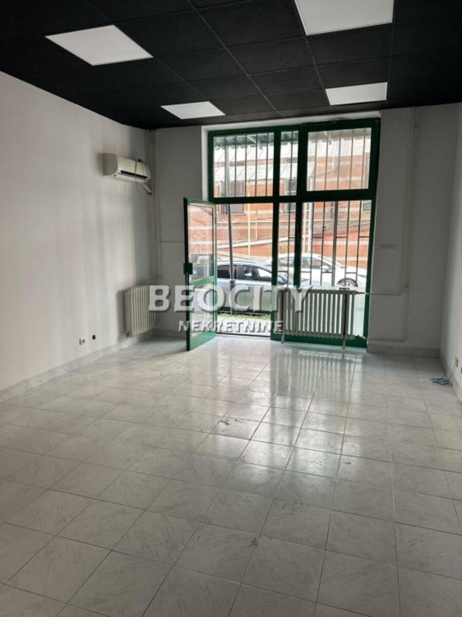 Poslovni prostor / Lokal, Novi Sad - Podbara | Izdavanje · 47m² · 400€