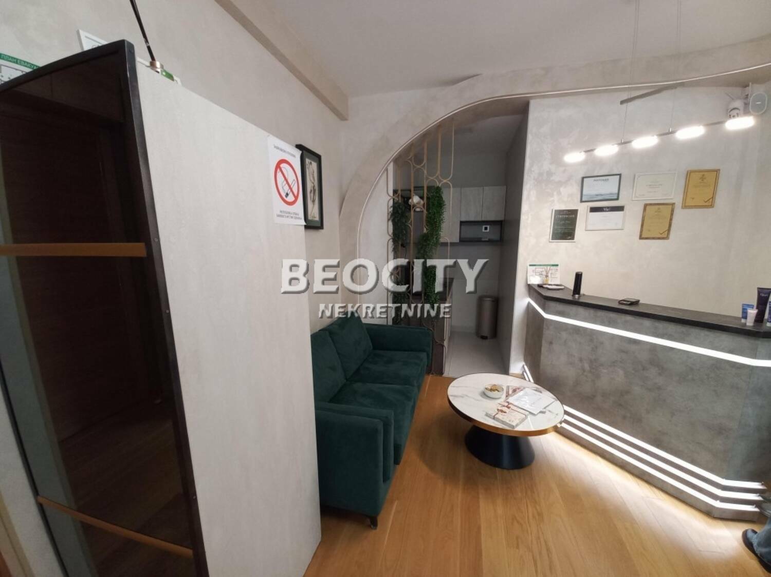 Poslovni prostor / Lokal, Novi Sad - Cara Dušana | Izdavanje · 40m² · 600€