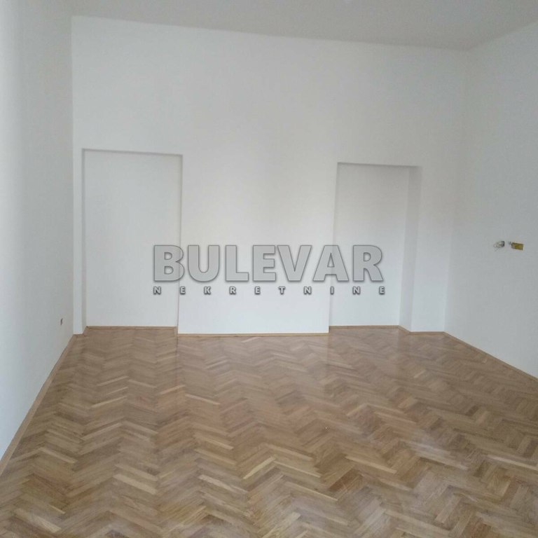 Poslovni prostor / Lokal, Niš - Centar | Izdavanje · 58m² · 600€