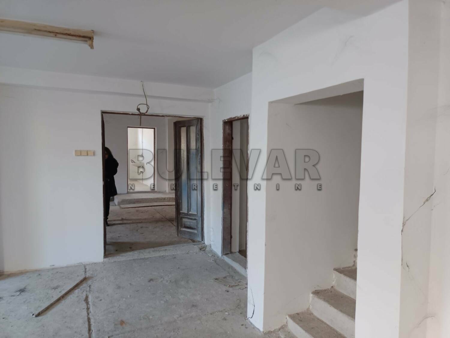 Poslovni prostor / Lokal, Niš - 9 Maj (Novo naselje) | Izdavanje · 312m² · 1.000€