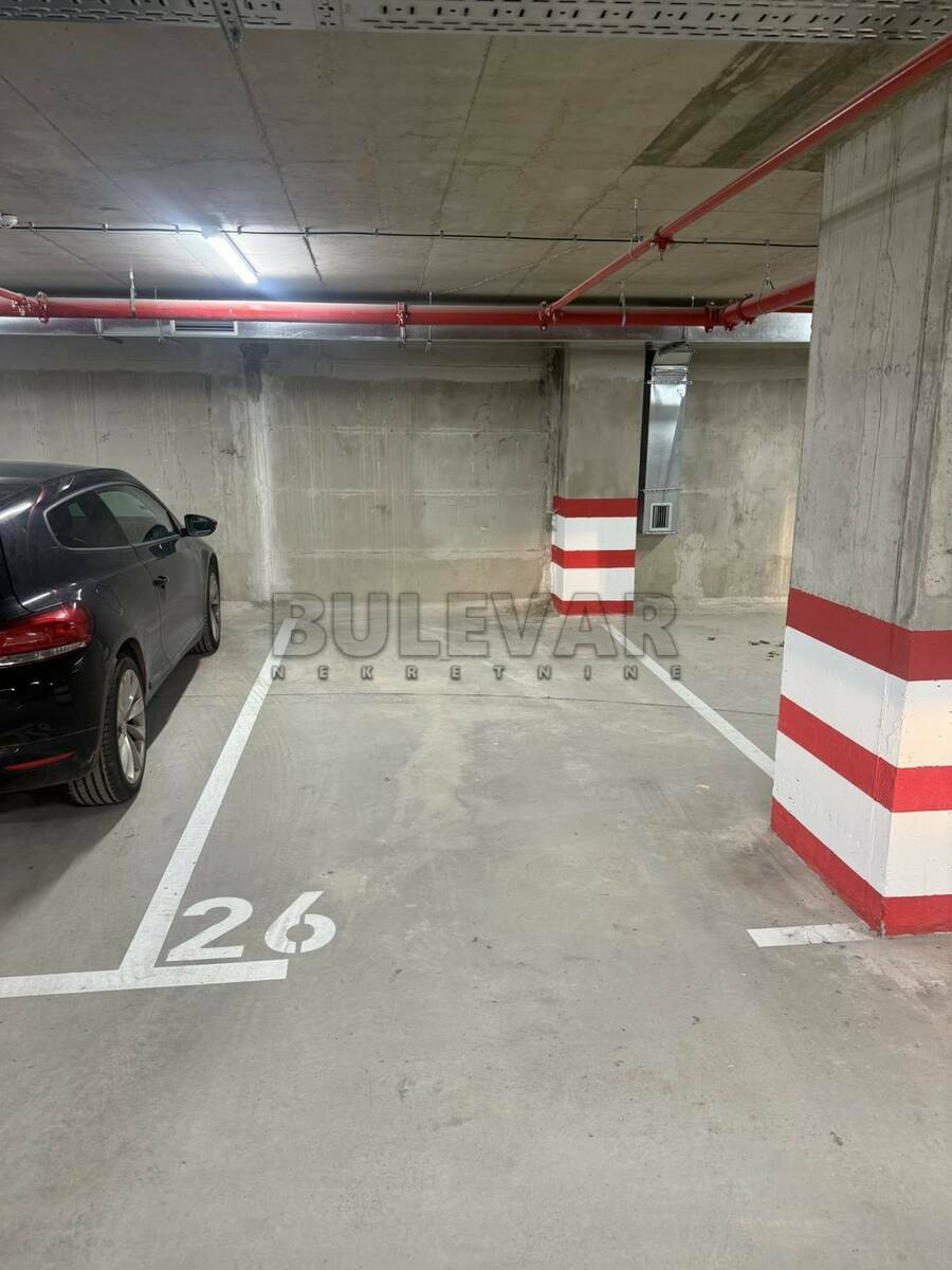Garaza, Niš - Bulevar Nemanjića | Izdavanje · 13m² · 100€