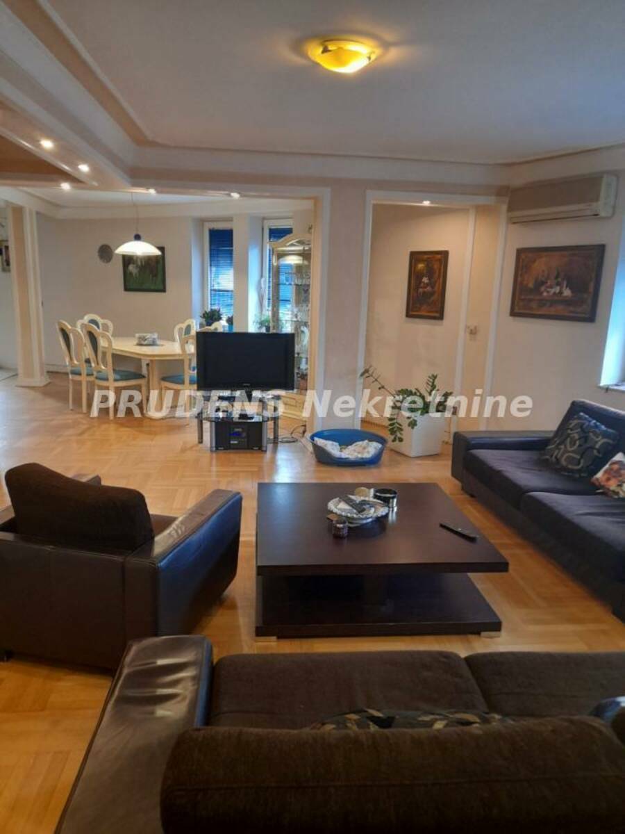 Stan, Beograd | Prodaja · 183m² · 389.000€