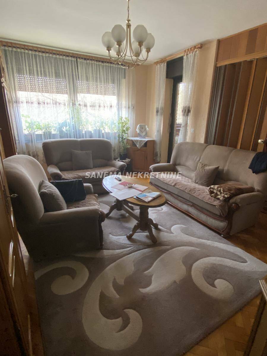 Dvosoban stan, Sombor | Prodaja · 66m² · 1€