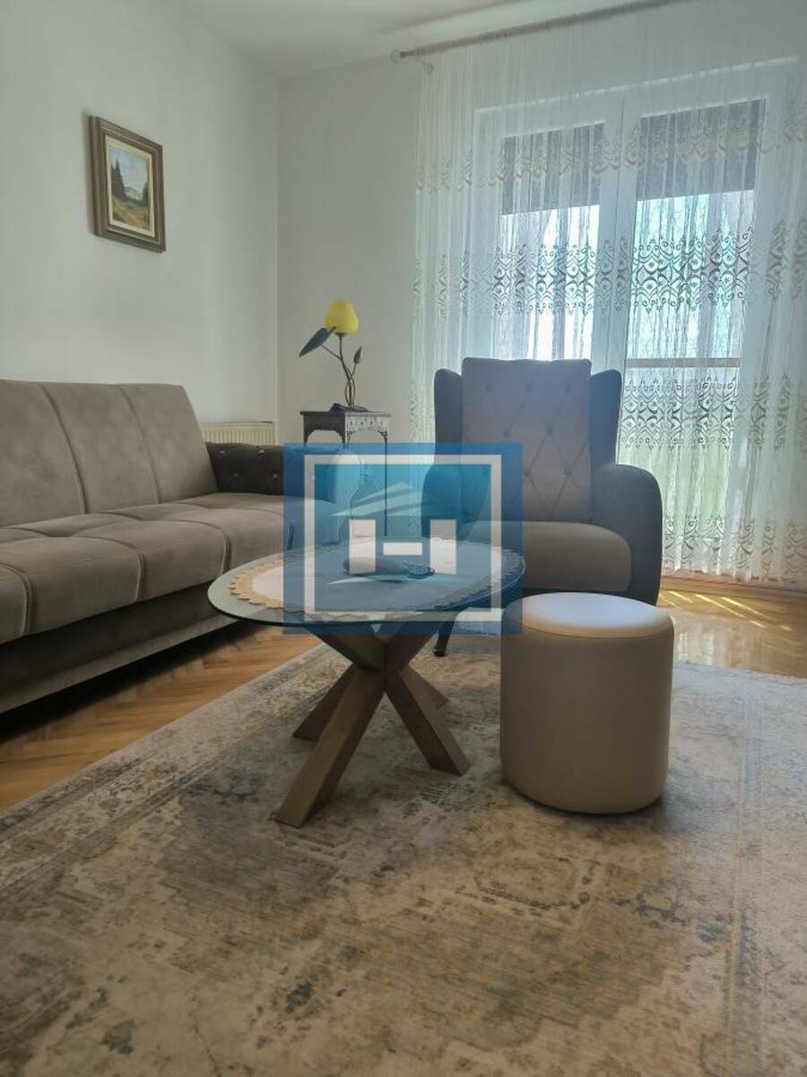 Trosoban stan, Ćuprija | Prodaja · 98m² · 75.000€