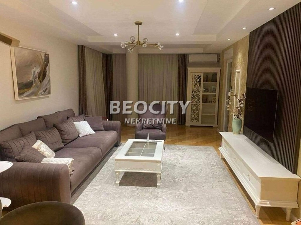 Trosoban stan, Novi Sad - Centar | Prodaja · 99m² · 315.000€