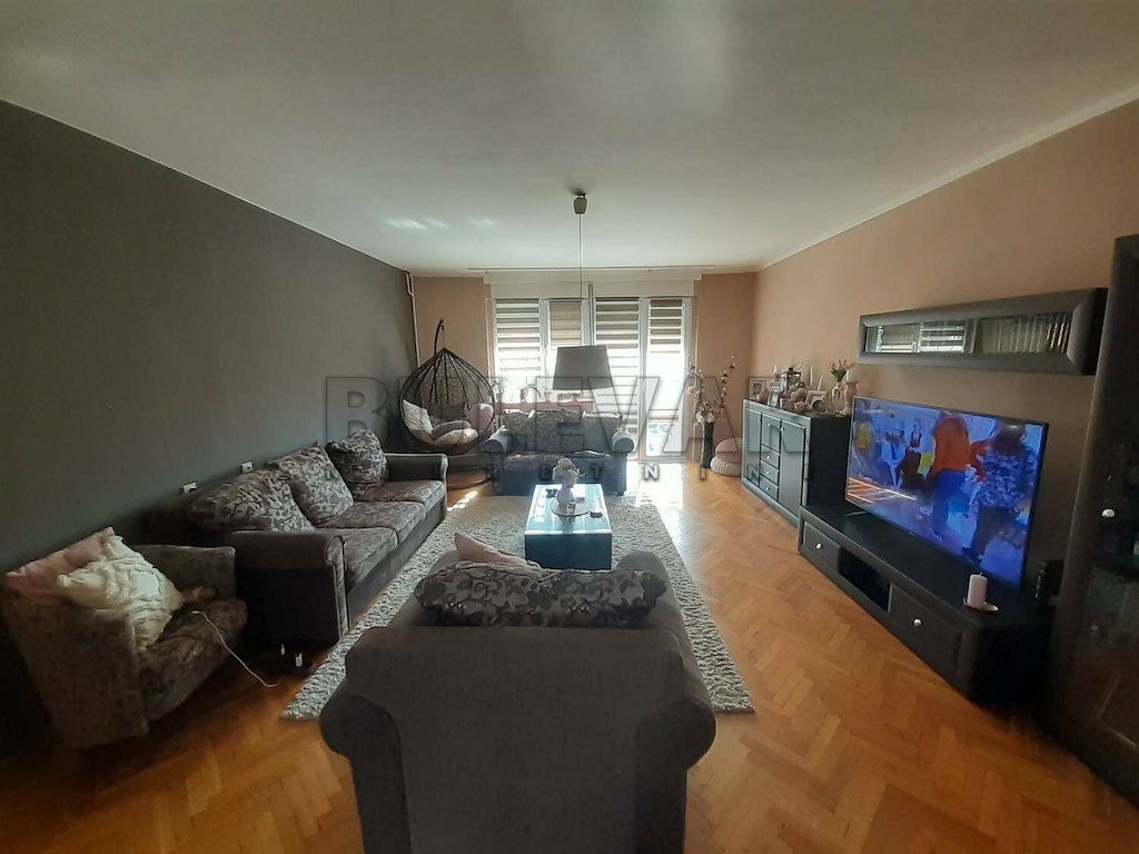 Cetvorosoban stan, Niš - Pravni fakultet | Prodaja · 109m² · 180.000€