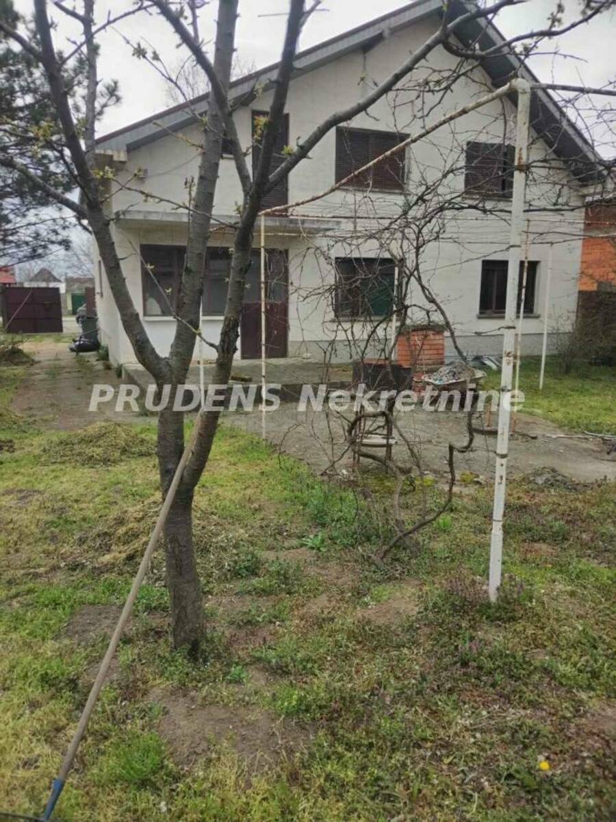 Kuća, Pećinci - Šimanovci | Prodaja · 154m² · 120.000€