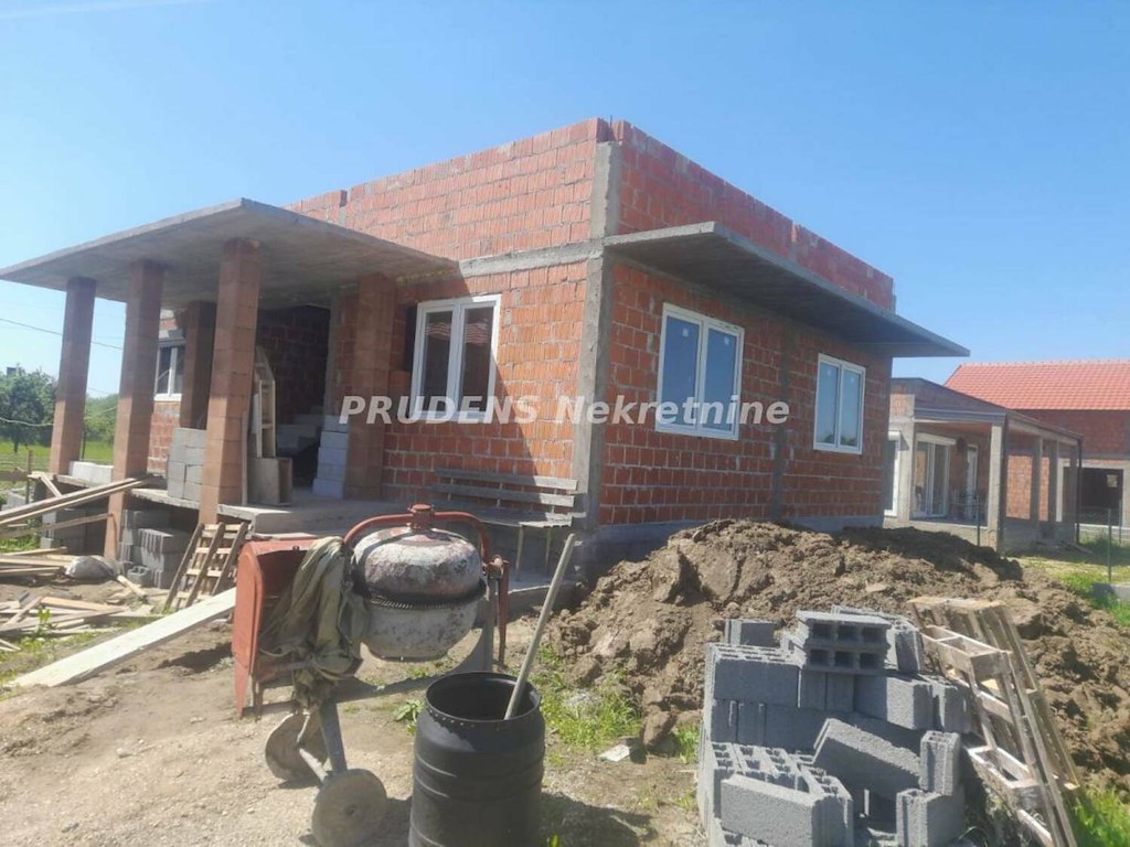 Kuća, Beograd - Surčin (mesto) | Prodaja · 102m² · 135.000€