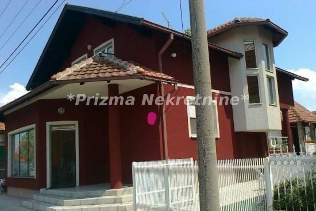 Kuća, Paraćin | Prodaja · 330m² · 125.000€