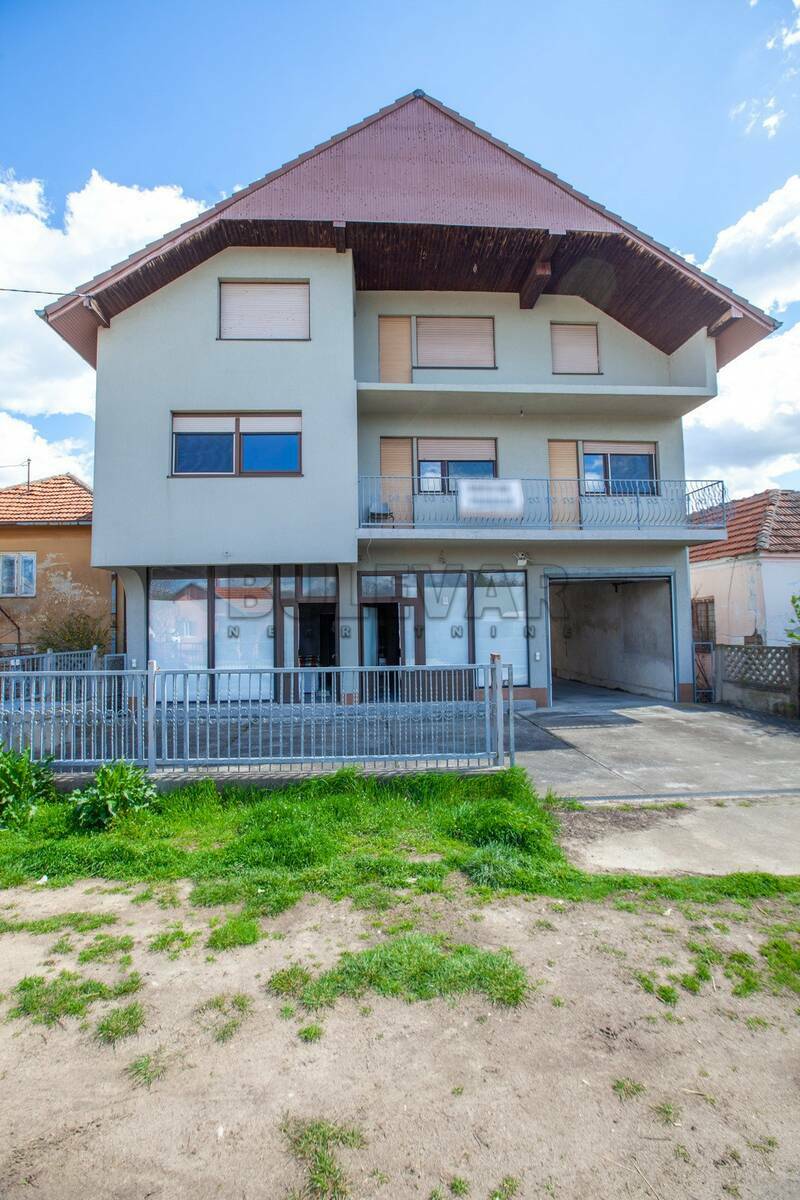 Kuća, Aleksinac - Tešica | Prodaja · 525m² · 120.000€