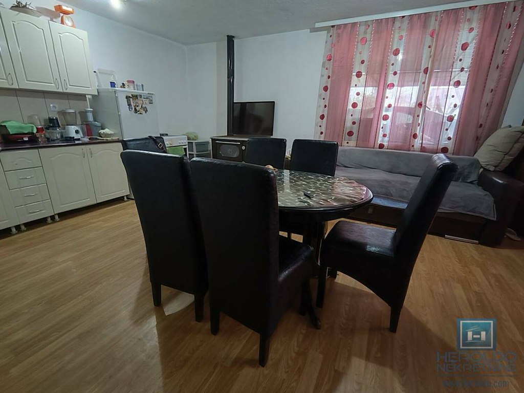 Kuća, Jagodina | Prodaja · 192m² · 115.000€