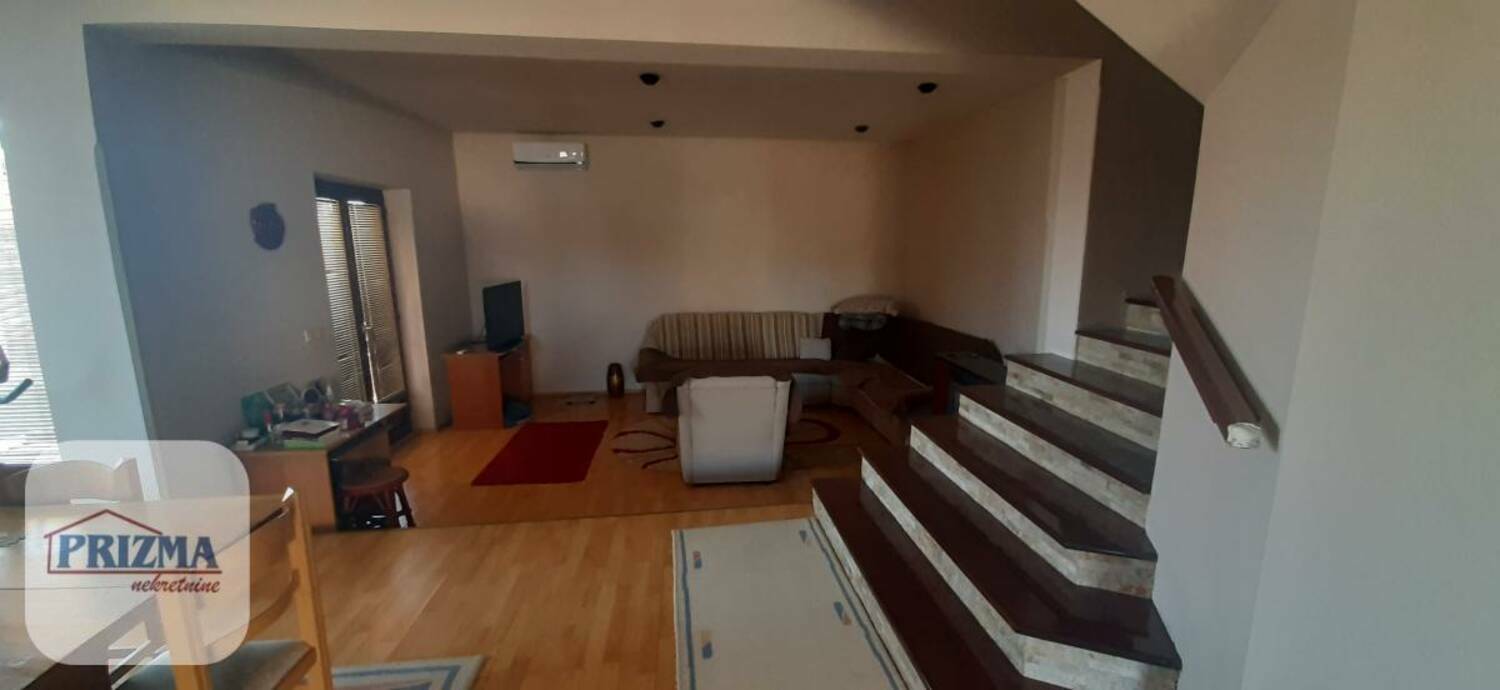 Kuća, Paraćin | Prodaja · 177m² · 130.000€