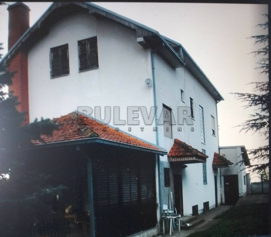 Kuća, Niš - Gornja Vrežina | Prodaja · 300m² · 105.000€