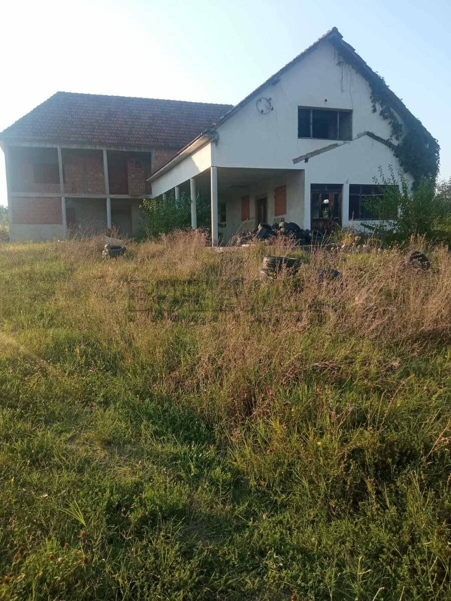 Kuća, Kragujevac - Gornja Mala | Prodaja · 240m² · 123.600€