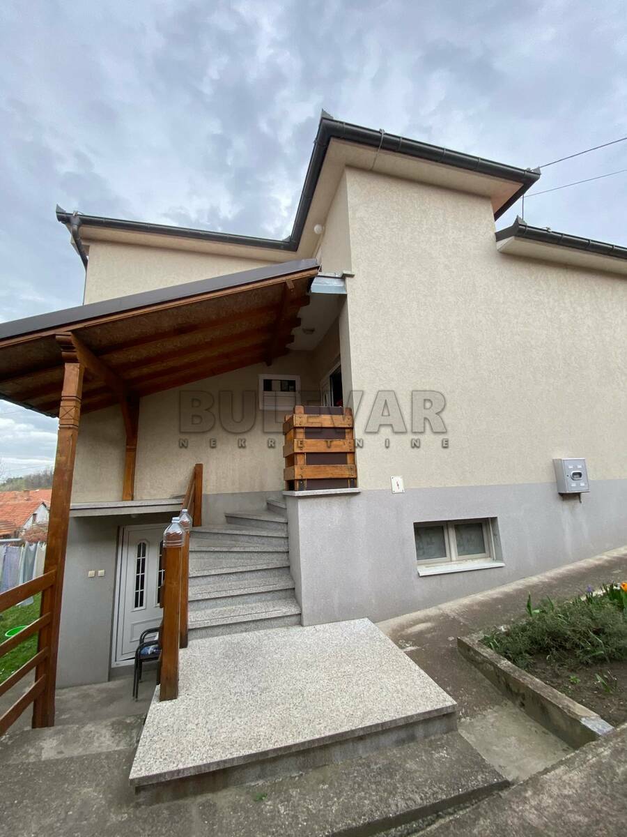 Kuća, Kragujevac - Lešnjar | Prodaja · 150m² · 161.000€