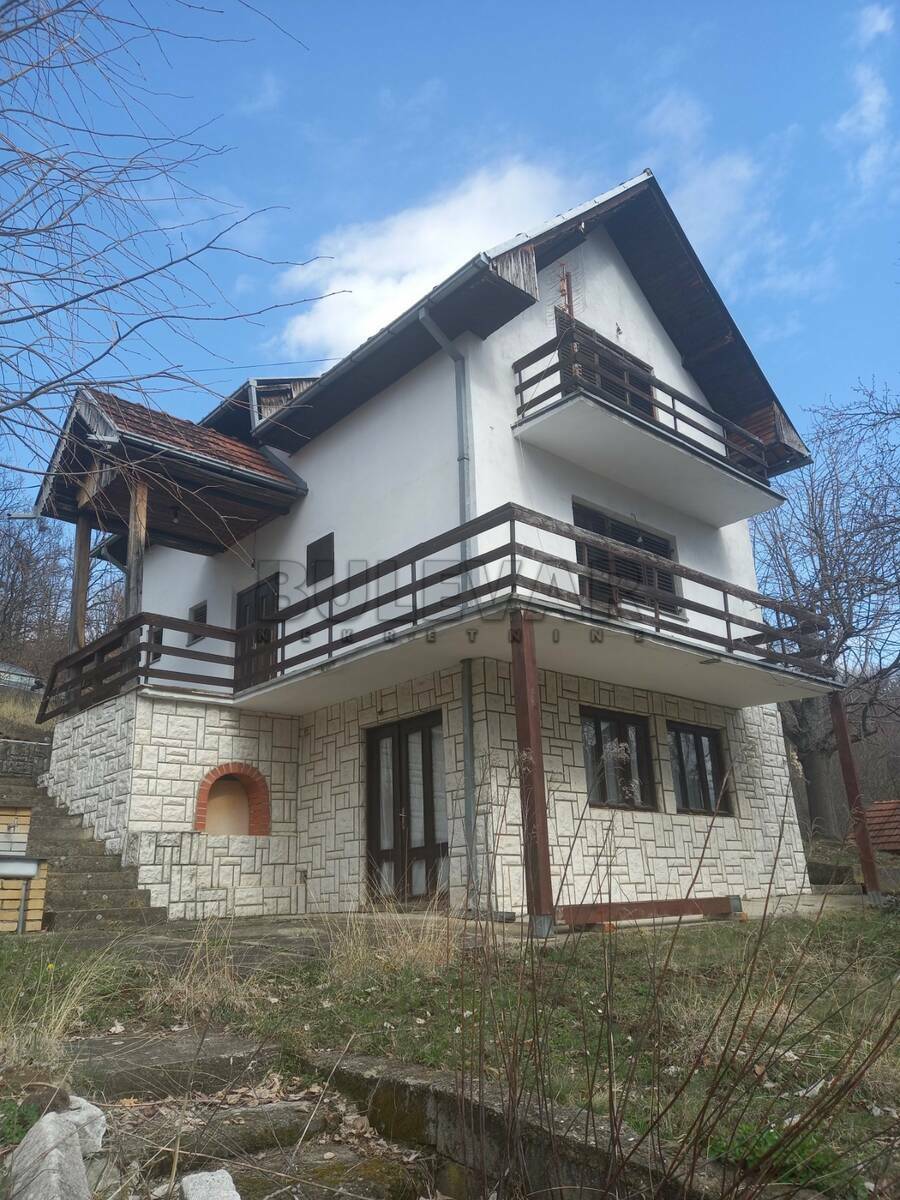Kuća, Kuršumlija - Prolom Banja | Prodaja · 200m² · 75.000€