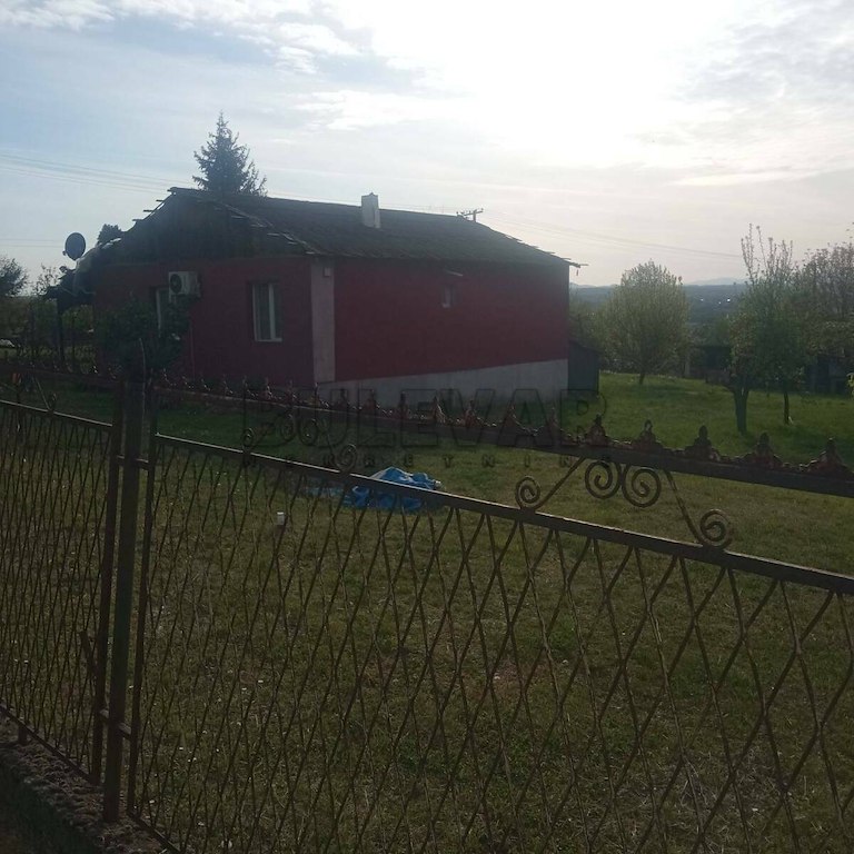 Kuća, Batočina - Milatovac | Prodaja · 84m² · 35.000€