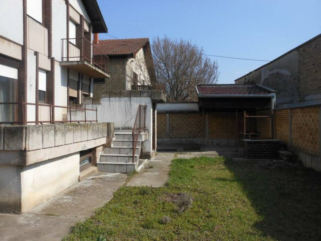 Kuća, Sombor | Prodaja · 420m² · 162.000€