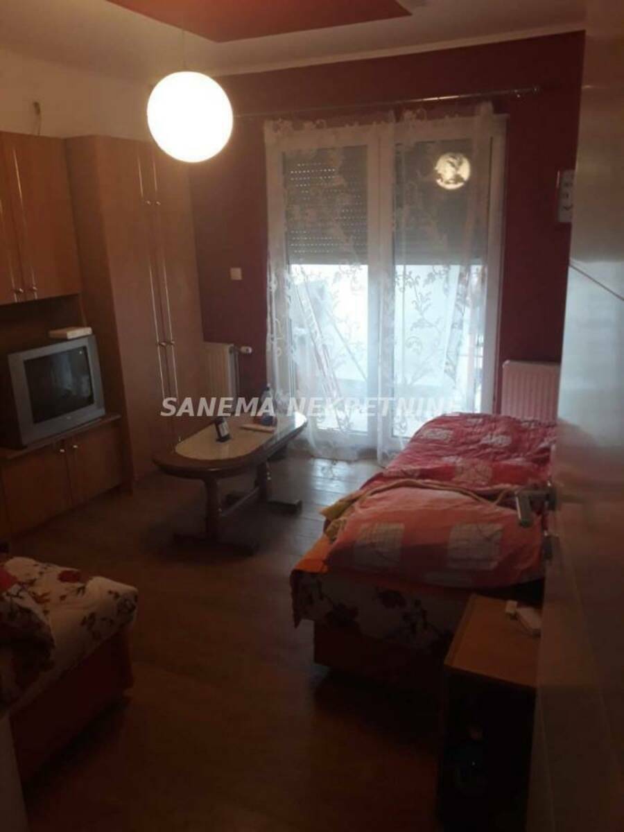 Kuća, Sombor | Prodaja · 163m² · 82.400€