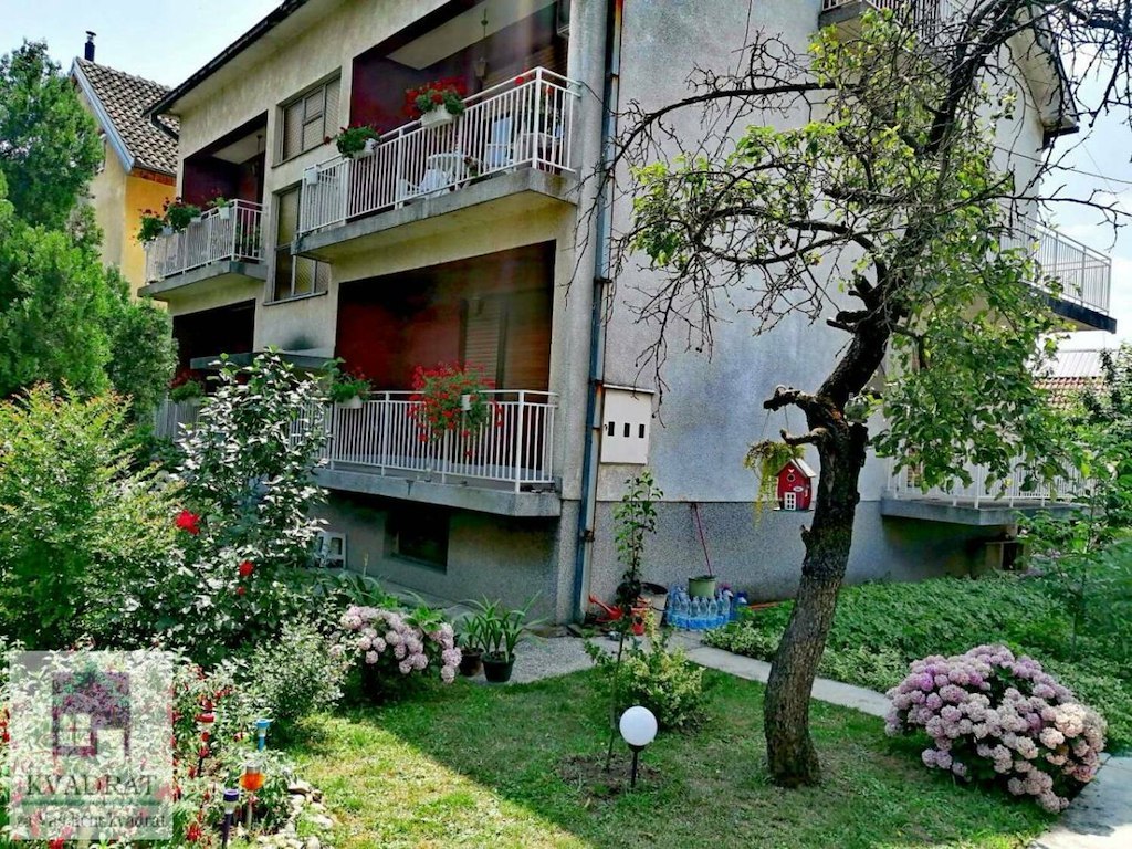 Kuća, Beograd - Zvečka | Prodaja · 266m² · 250.000€