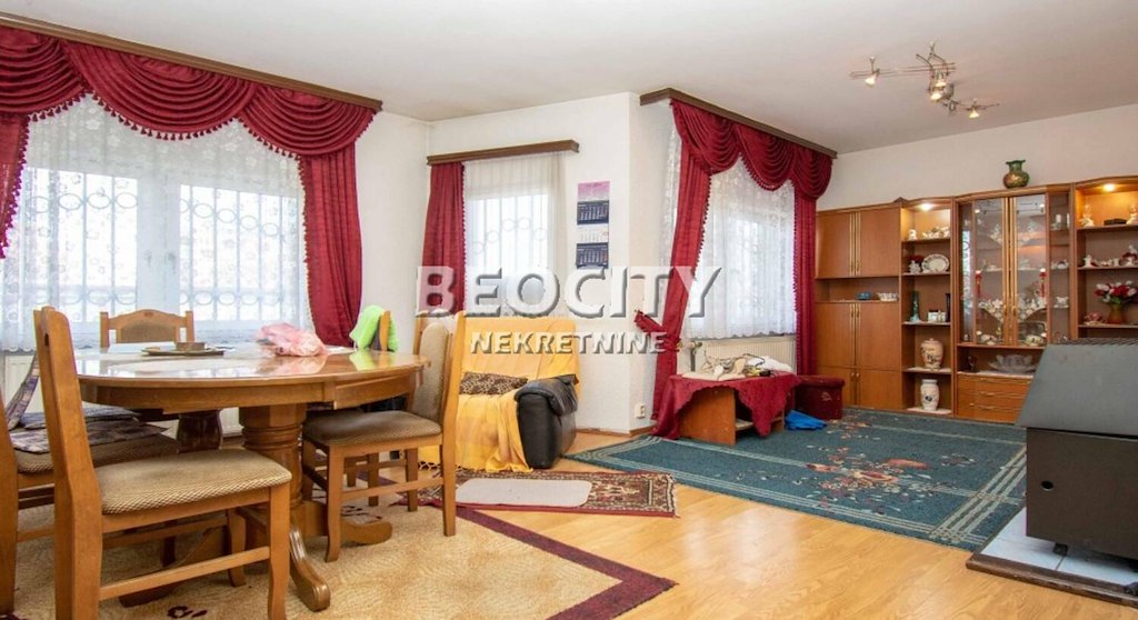 Kuća, Beograd - Krnjača | Prodaja · 253m² · 265.000€