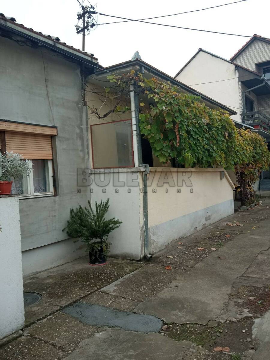 Kuća, Kragujevac - Mala Vaga | Prodaja · 63m² · 100.000€