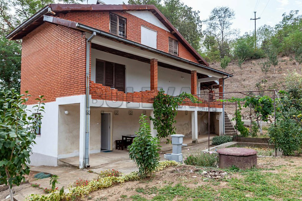 Kuća, Aleksinac - Veliki Drenovac | Prodaja · 248m² · 60.000€