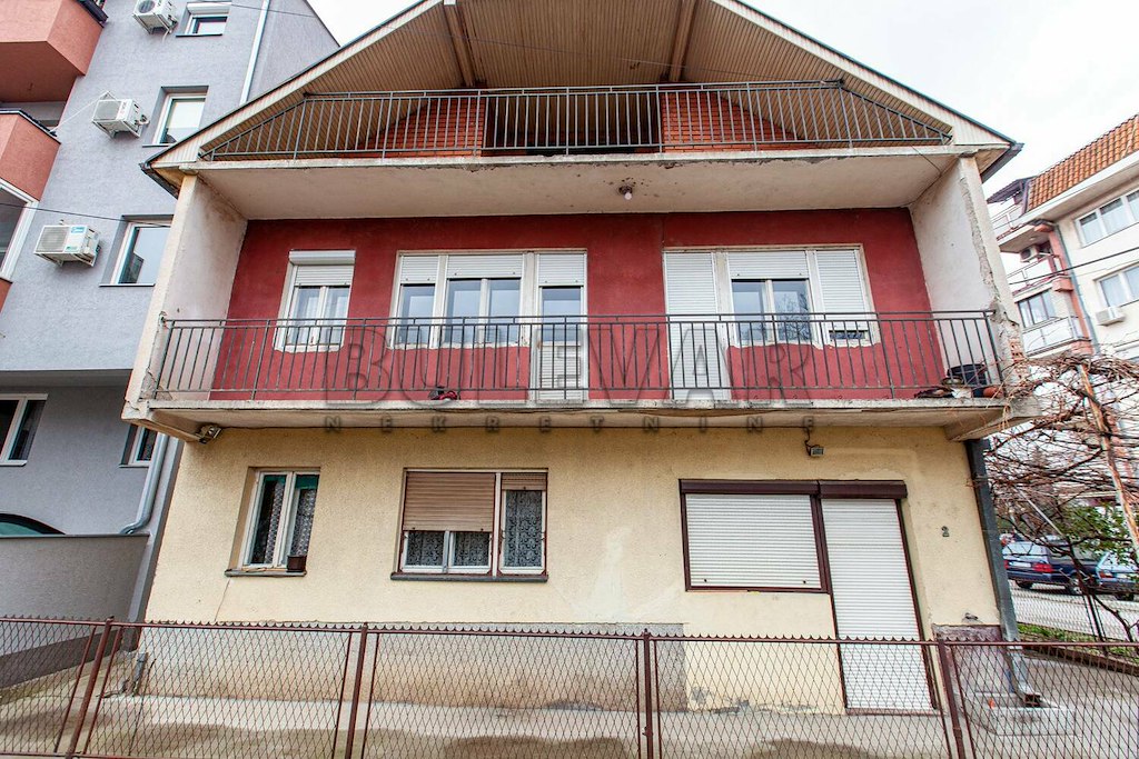 Kuća, Niš - Pantelej(Niš) | Prodaja · 300m² · 350.000€